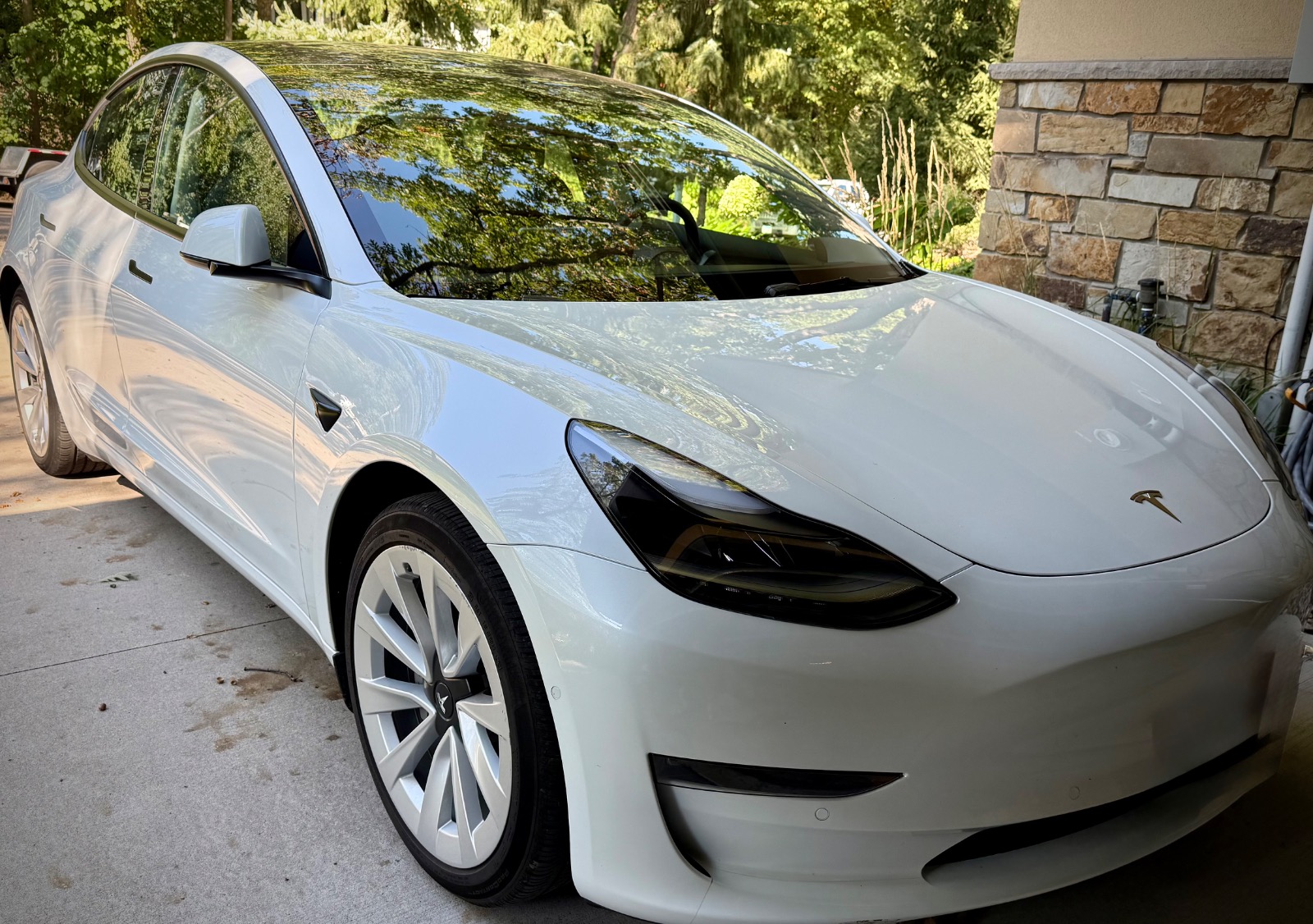 2022 Tesla Model 3 Long Range AWD - Find My Electric