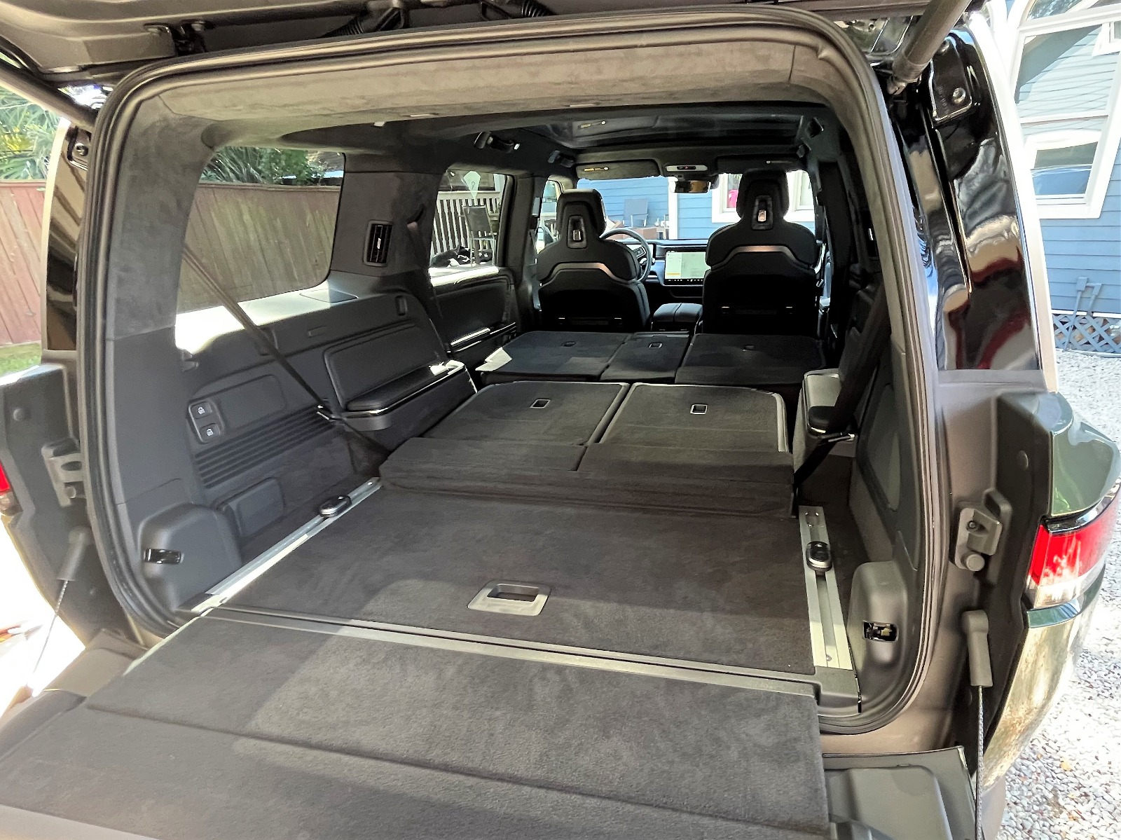 2022 Rivian R1S Launch Edition - Find My Electric