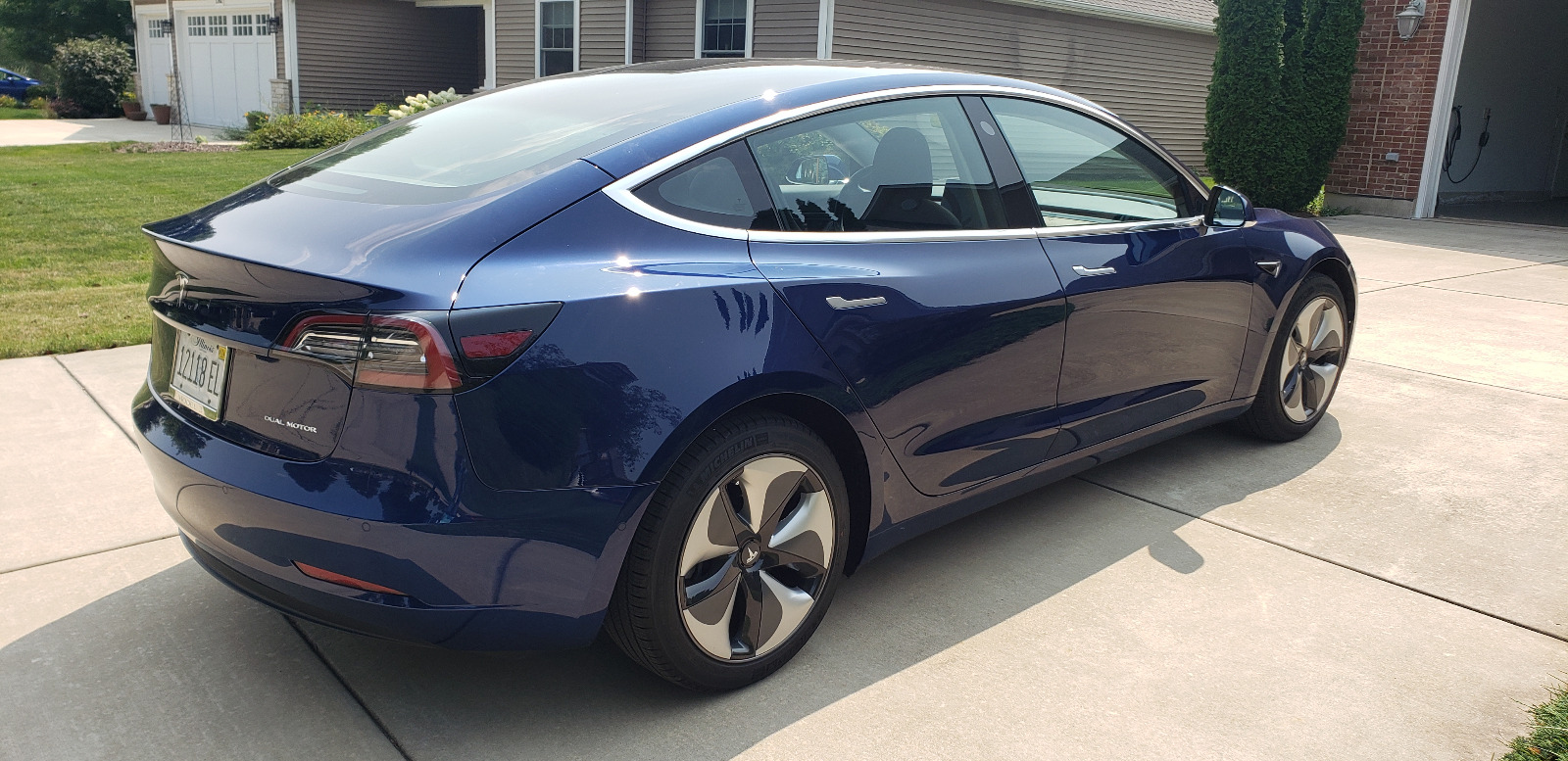 2018 Tesla Model 3 Long Range AWD - Find My Electric