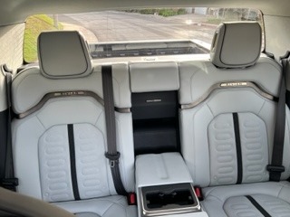 2022 Rivian R1T Adventure - Find My Electric