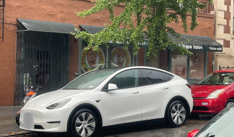2022 Tesla Model Y Long Range AWD - Find My Electric