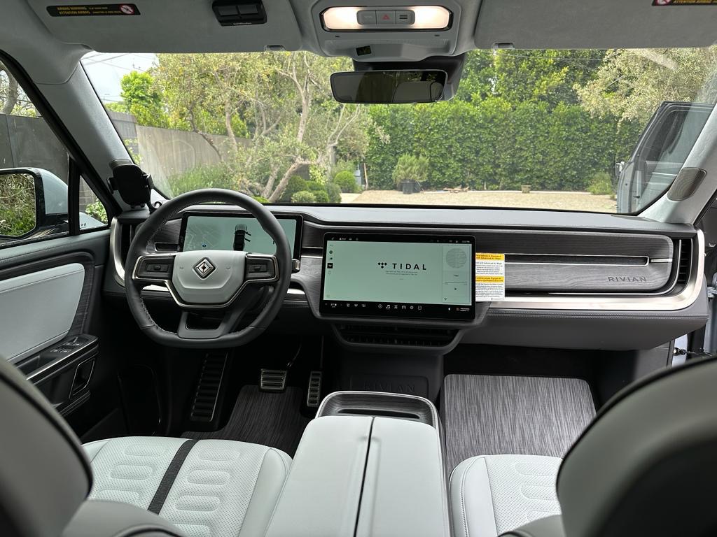 2023 Rivian R1S Adventure - Find My Electric