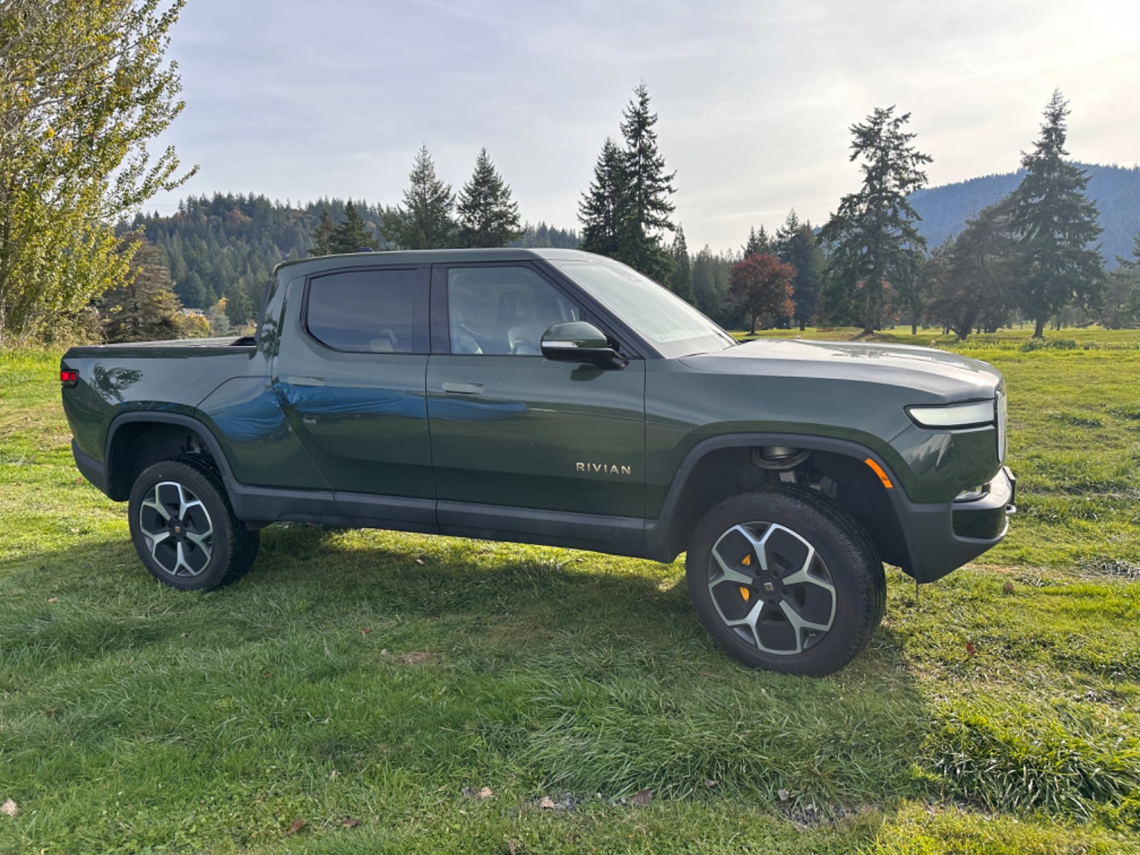 2023 Rivian R1T Adventure - Find My Electric