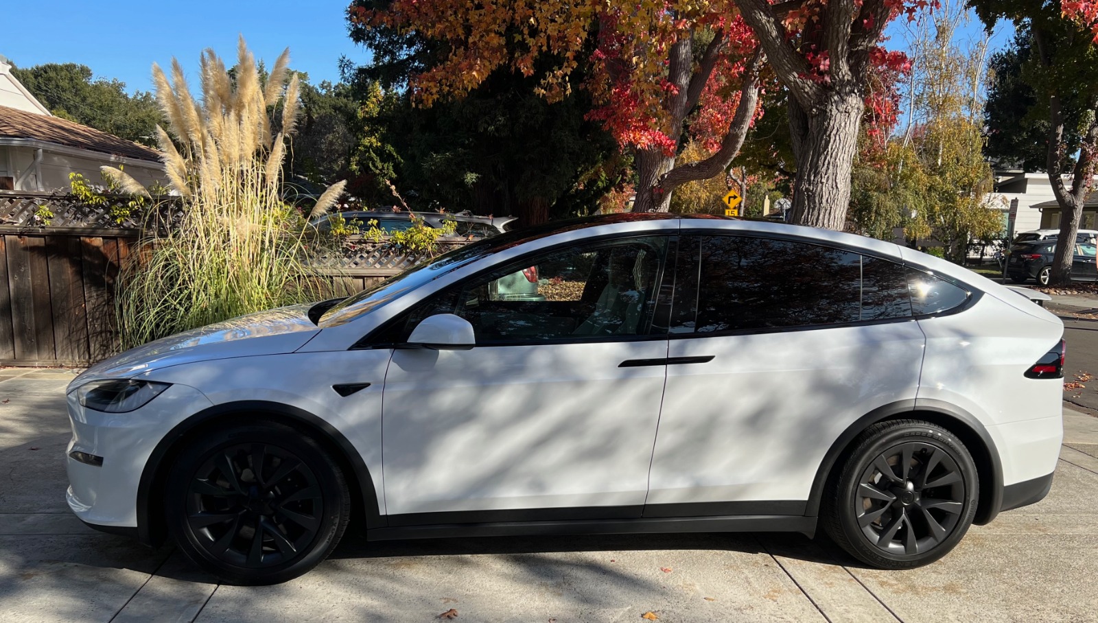 2023 Tesla Model X Long Range AWD - Find My Electric