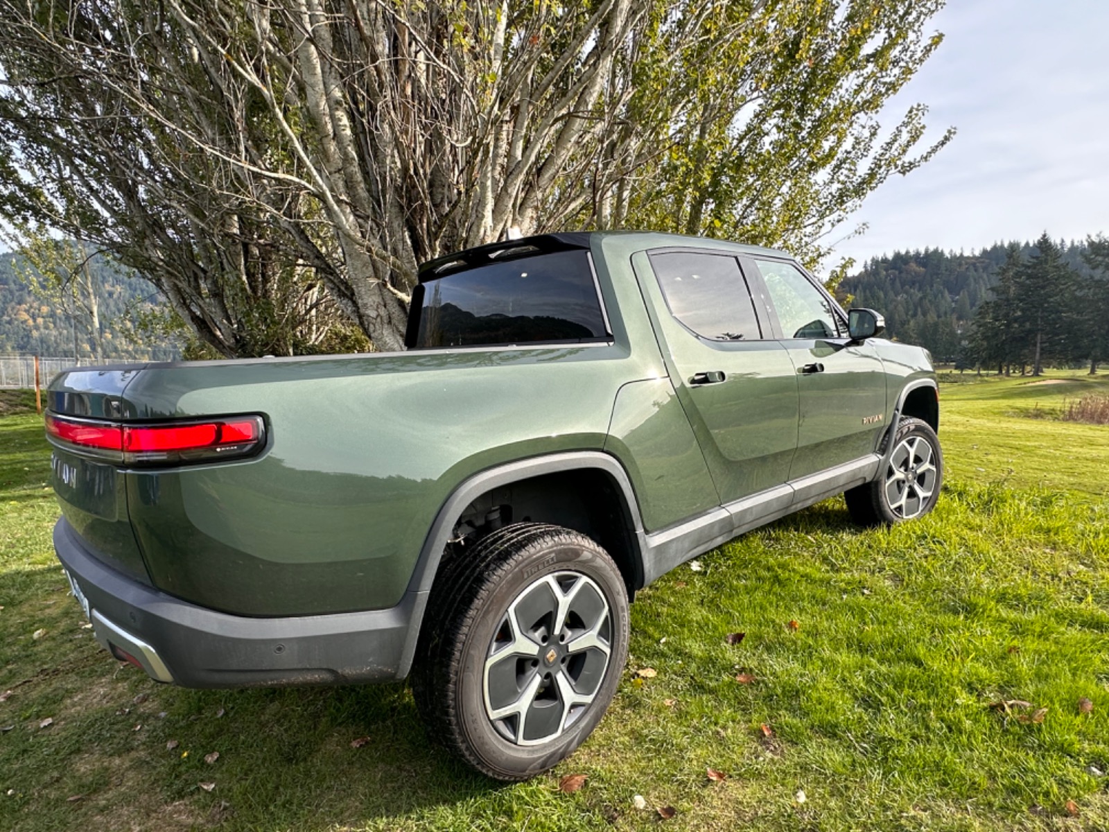 2023 Rivian R1T Adventure - Find My Electric