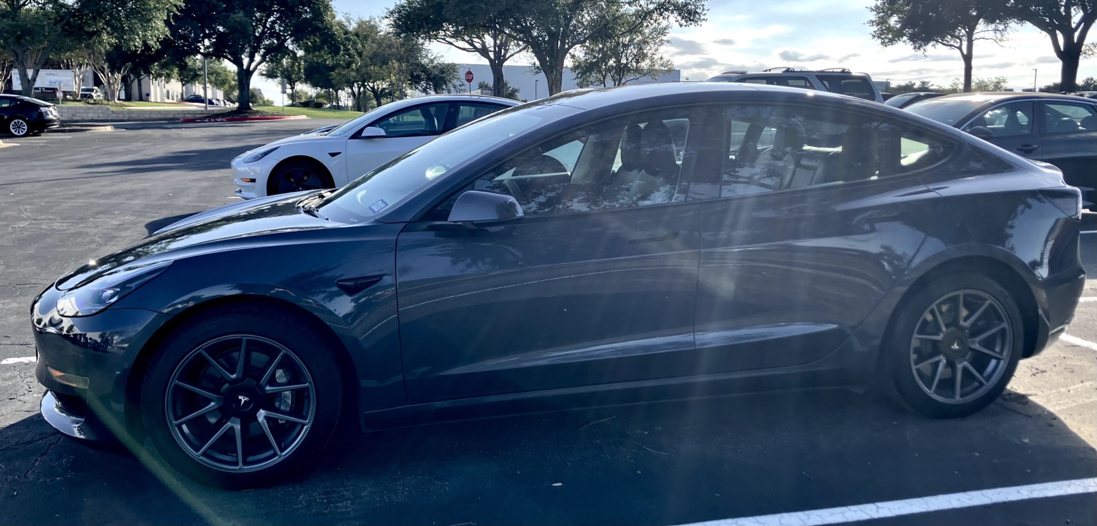 2022 Tesla Model 3 Standard Range Plus RWD - Find My Electric