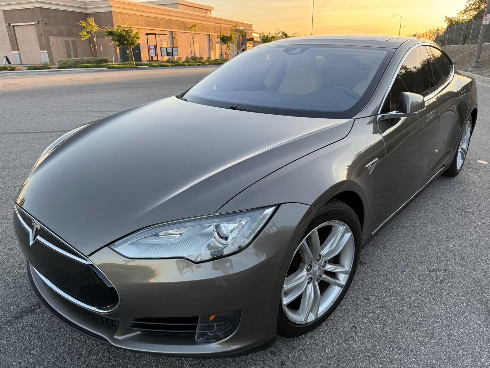 2016 Tesla Model S 70 - Find My Electric