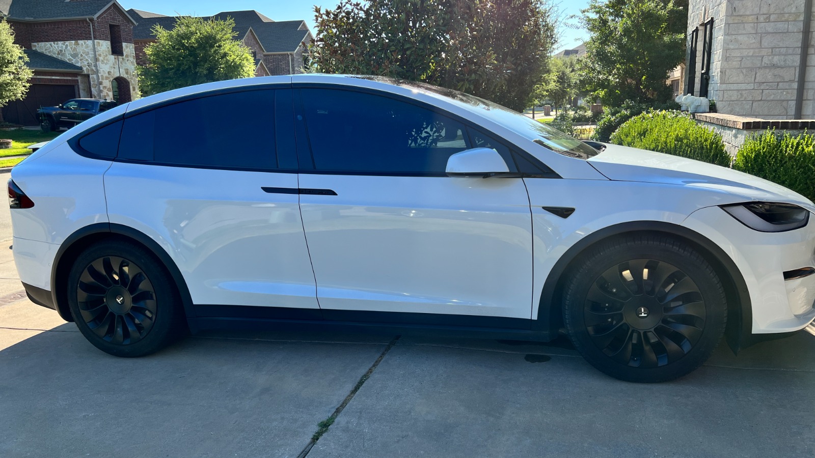 2022 Tesla Model X Plaid - Find My Electric