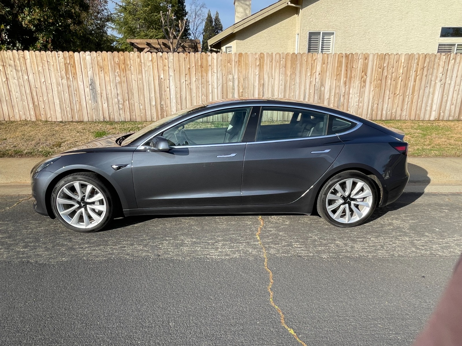 2018 Tesla Model 3 Long Range RWD - Find My Electric