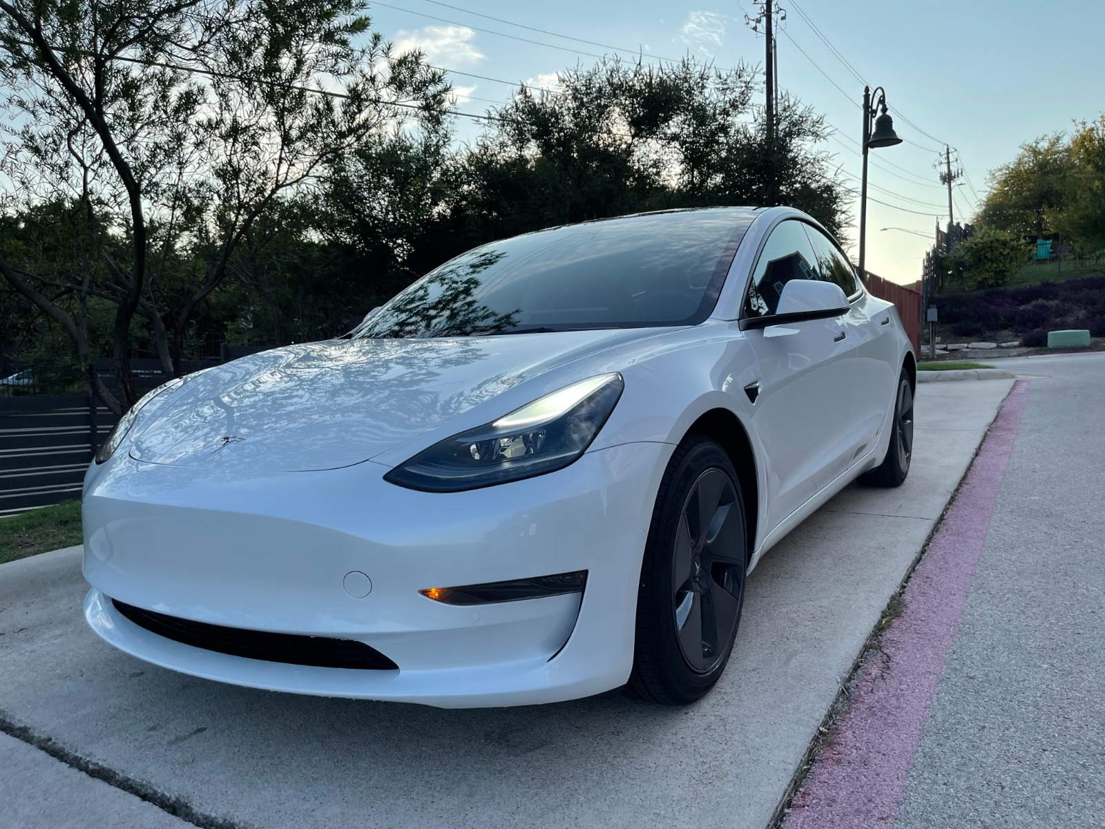 2022 Tesla Model 3 Standard Range Plus RWD - Find My Electric