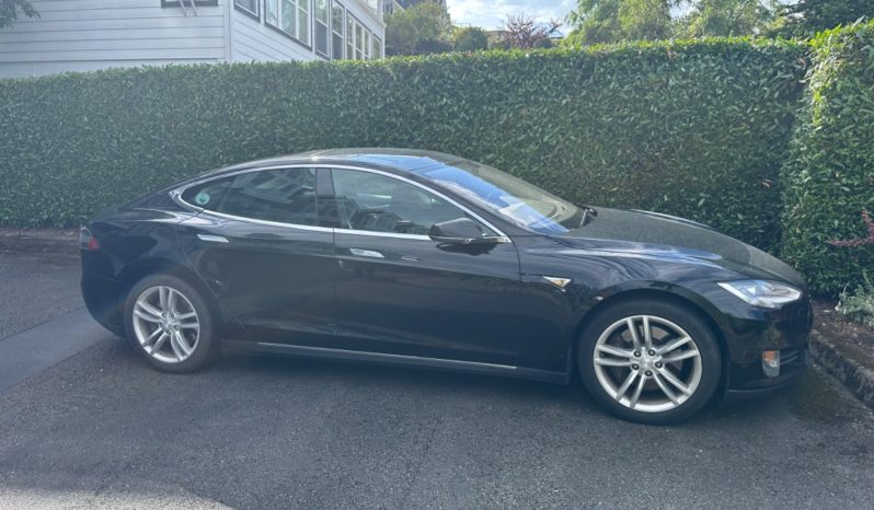 Tesla Colors – Model S, 3, X, Y – The Ultimate Guide