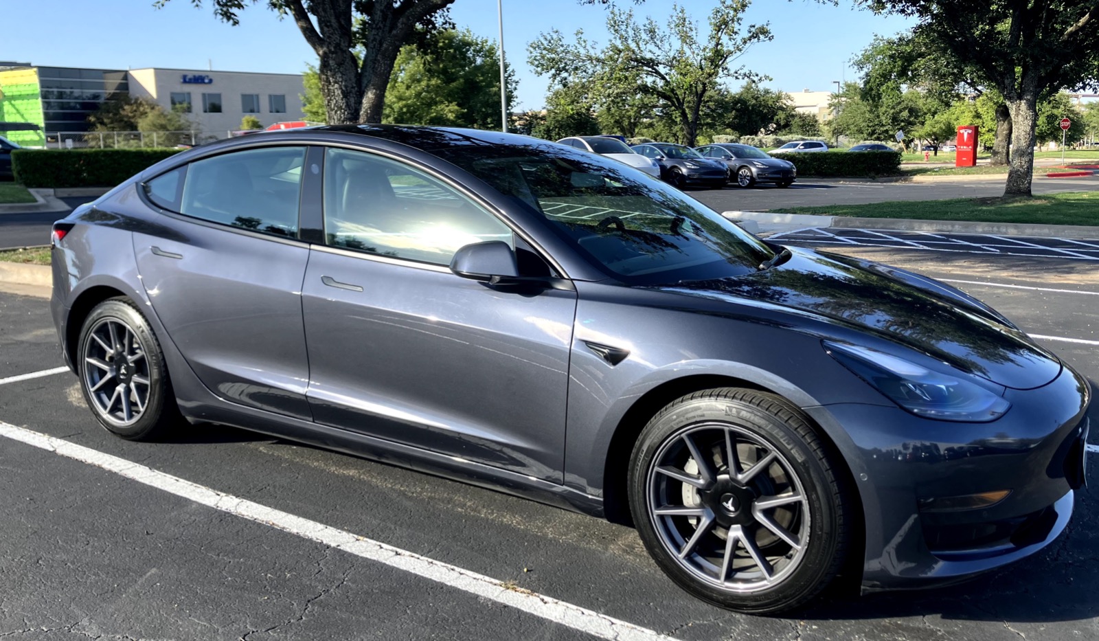 2022 Tesla Model 3 Standard Range Plus RWD - Find My Electric
