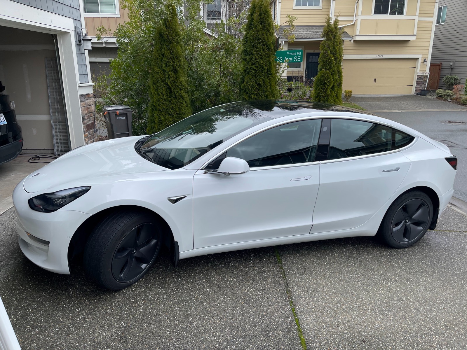2020 Tesla Model 3 Standard Range RWD - Find My Electric