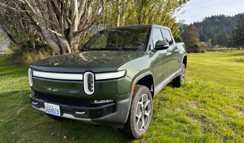 2023 Rivian R1T Adventure - Find My Electric