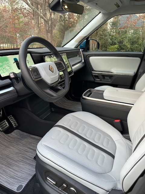 2023 Rivian R1S Adventure - Find My Electric