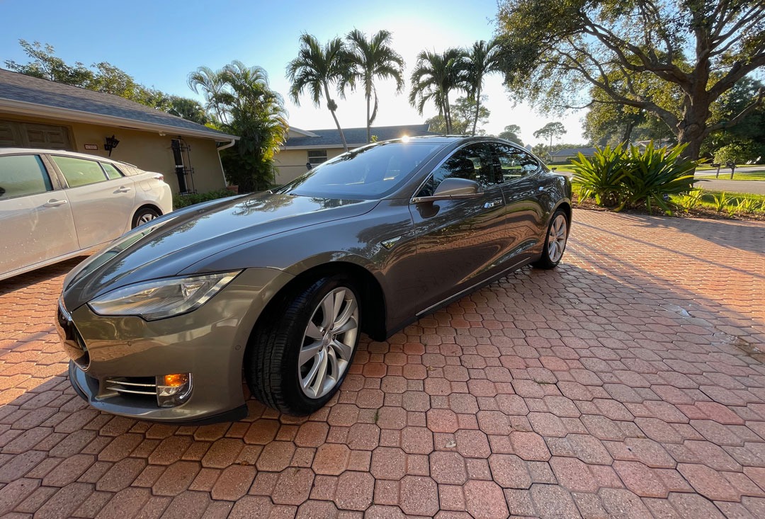 2016 Tesla Model S 90D - Find My Electric