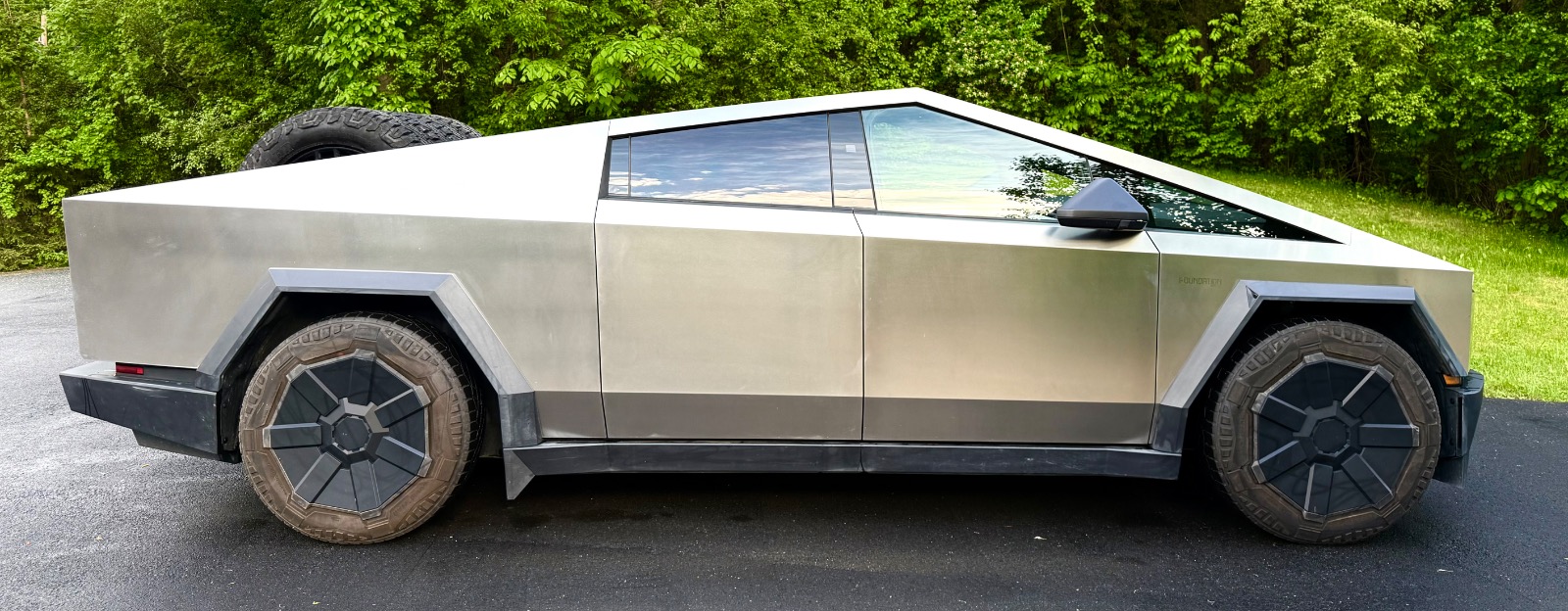 2024 Tesla Cybertruck Foundation AWD - Find My Electric