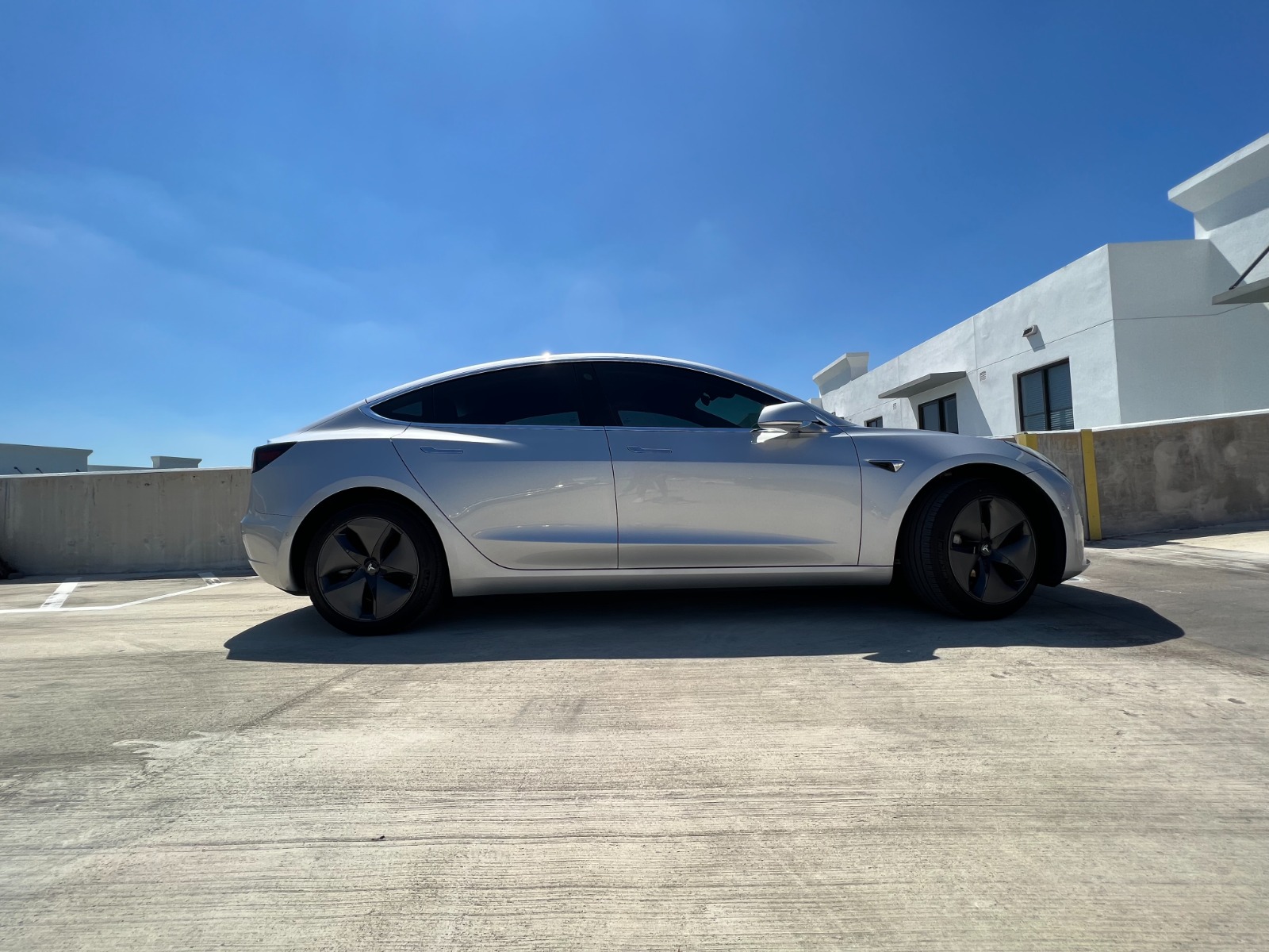 2018 Tesla Model 3 Long Range RWD - Find My Electric
