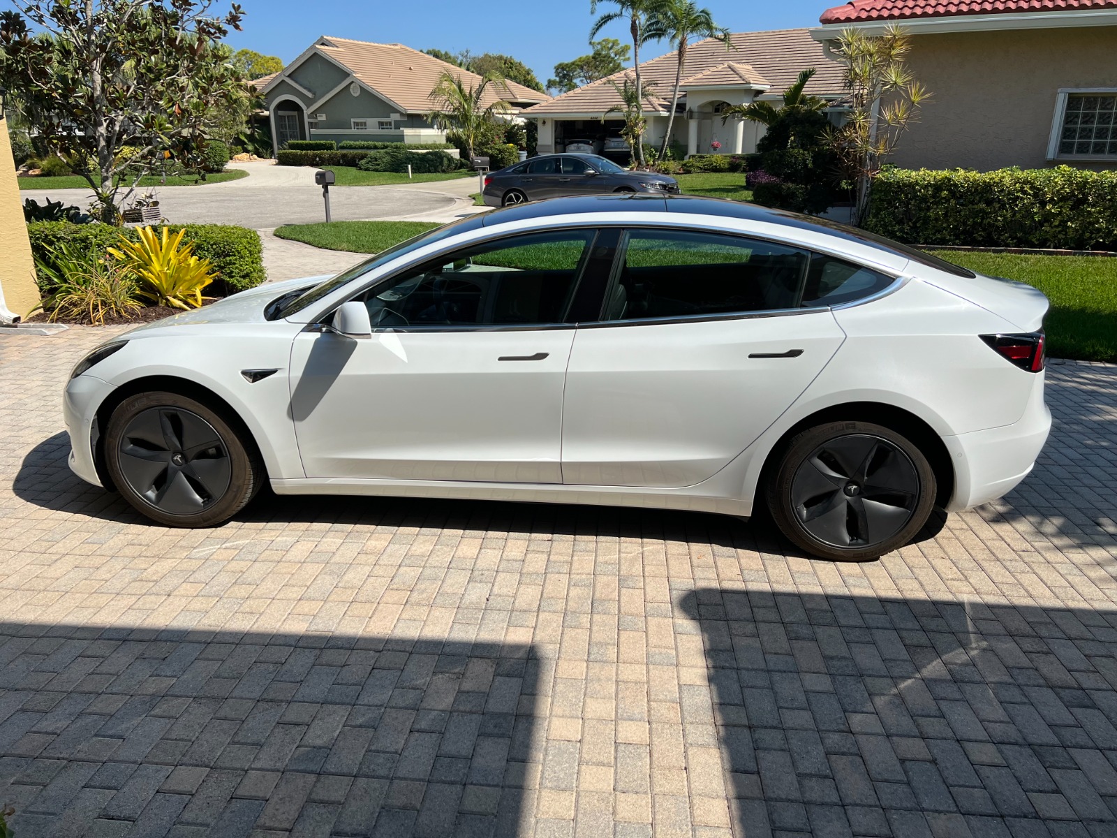 2018 Tesla Model 3 Long Range RWD - Find My Electric